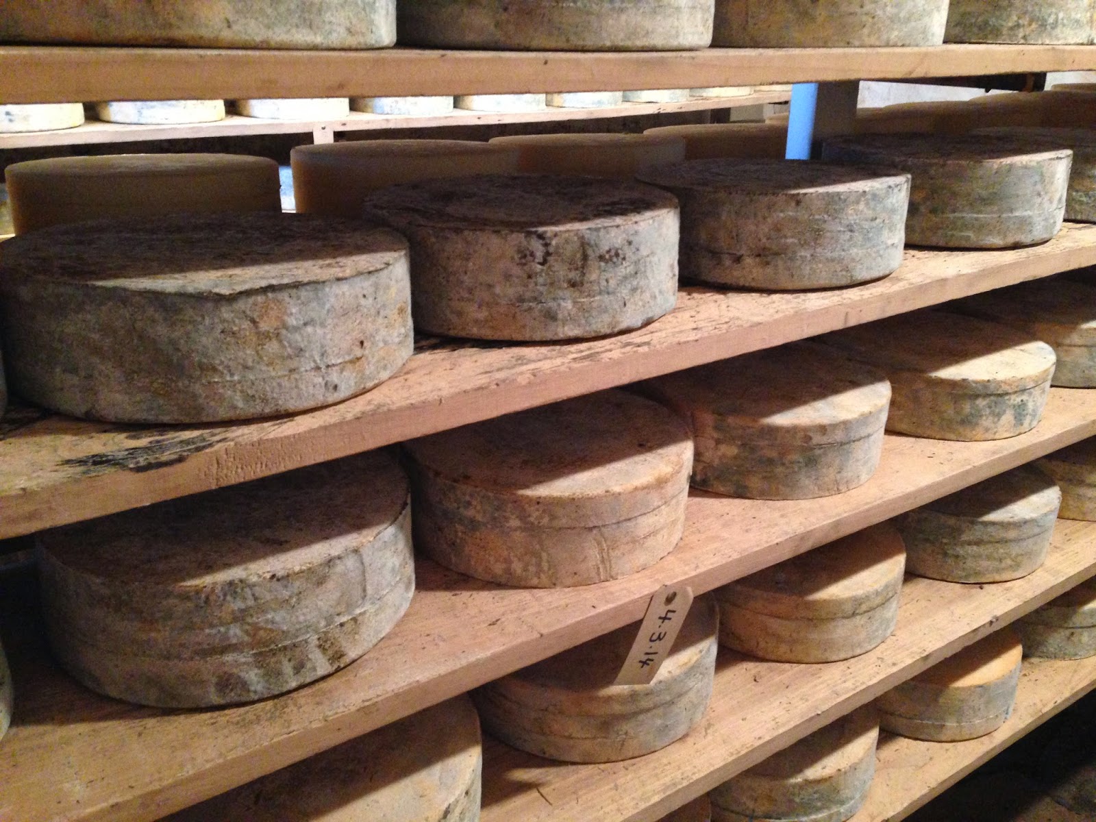 Game Changer: FDA Rules No Wooden Boards in Cheese Aging – Cheese ...
